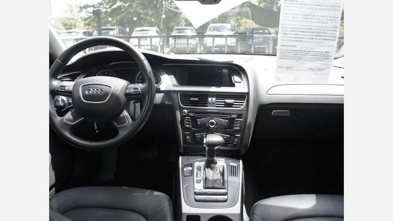 Audi A4 B8 (FL) TFSI Luxury TP Blanco - MKTP Movilidadtu360 Bancolombia